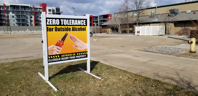 small portable sign | Sign Guru Sign Rentals